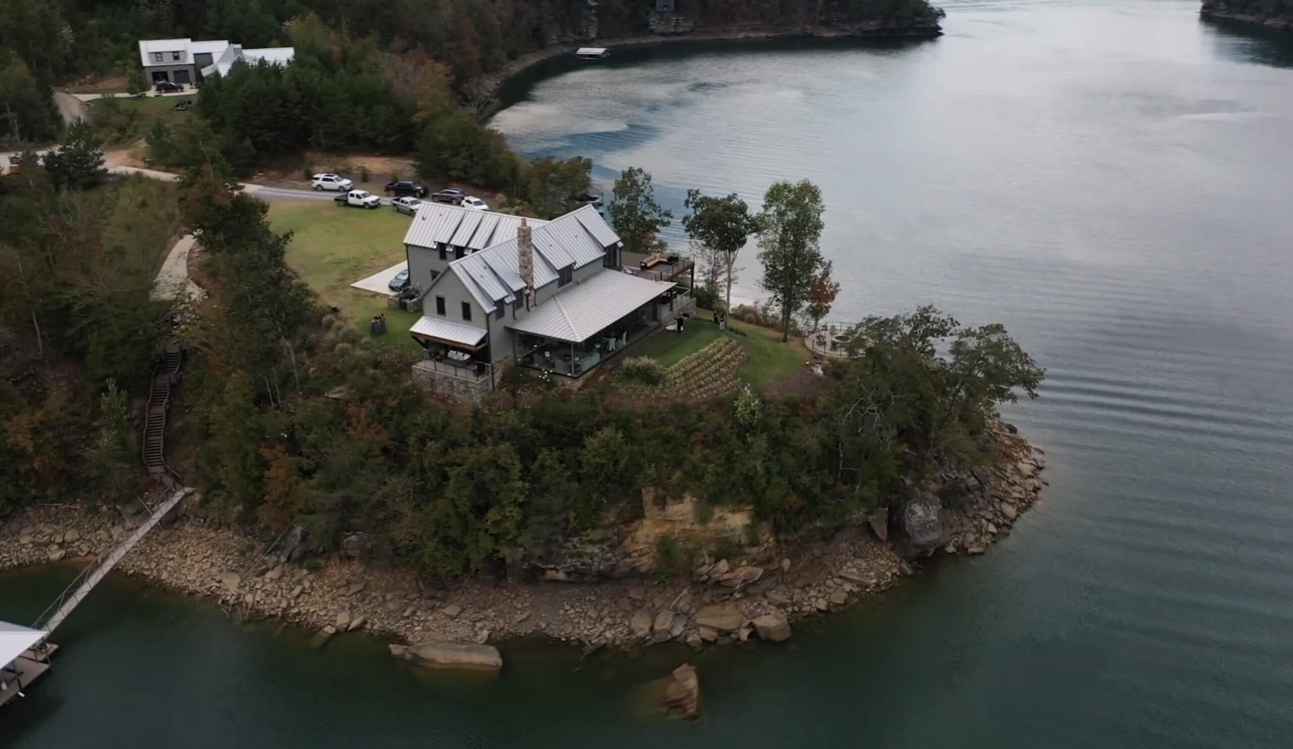 About - The Barn at Smith Lake